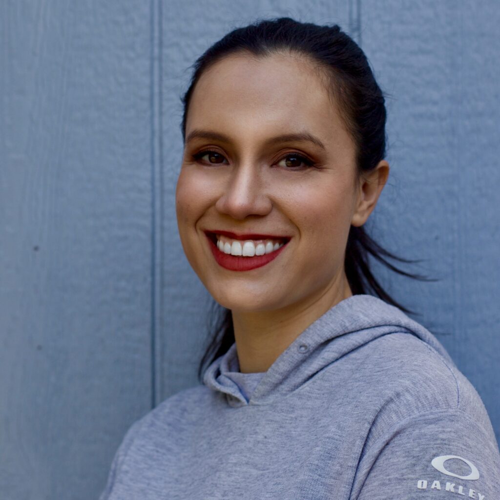 Carolyn Smith | Folk Yoga + Fitness